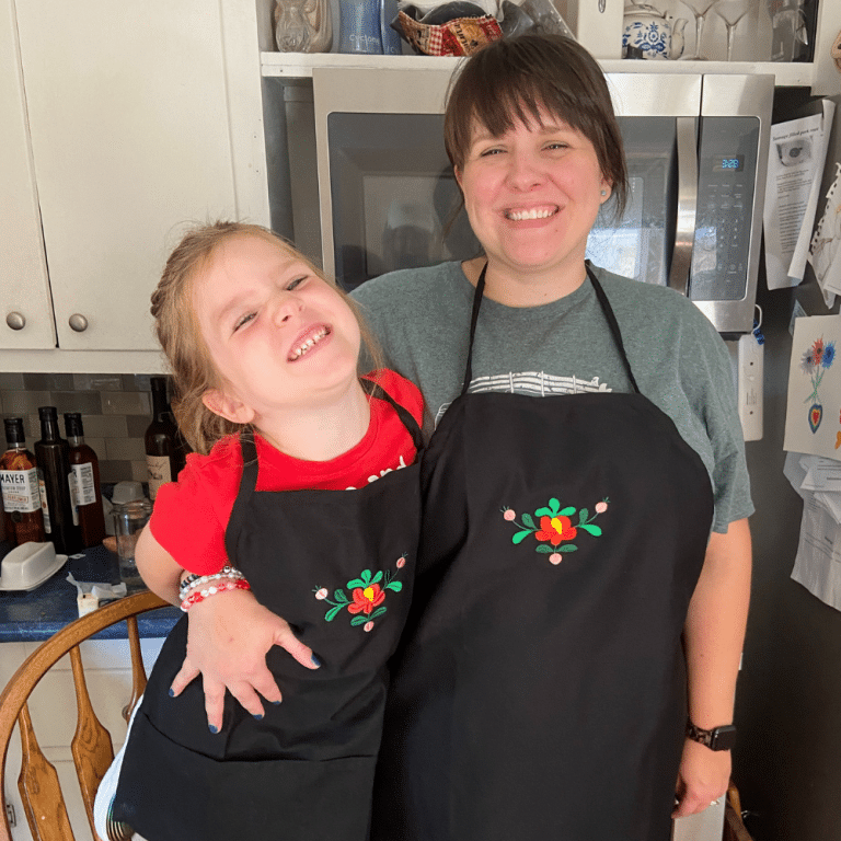 Matyó Styled Black Aprons - Hungarian Store